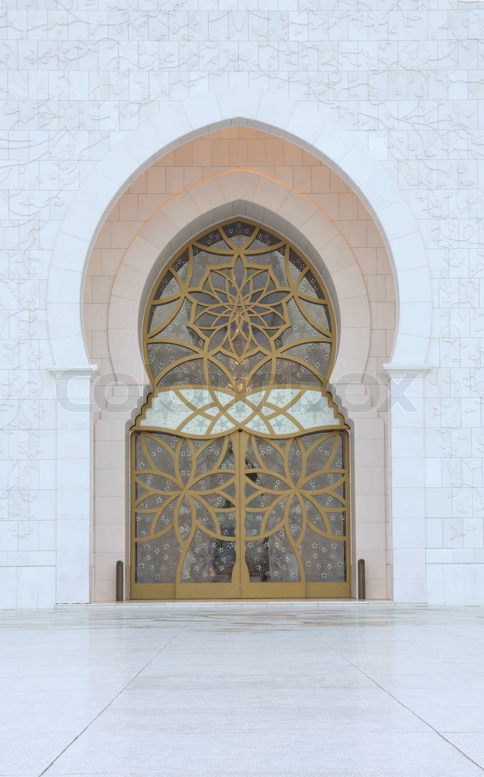 Door at Sheikh Zayed Mosque in Abu Dhabi, United Arab Emirates | Stock ...