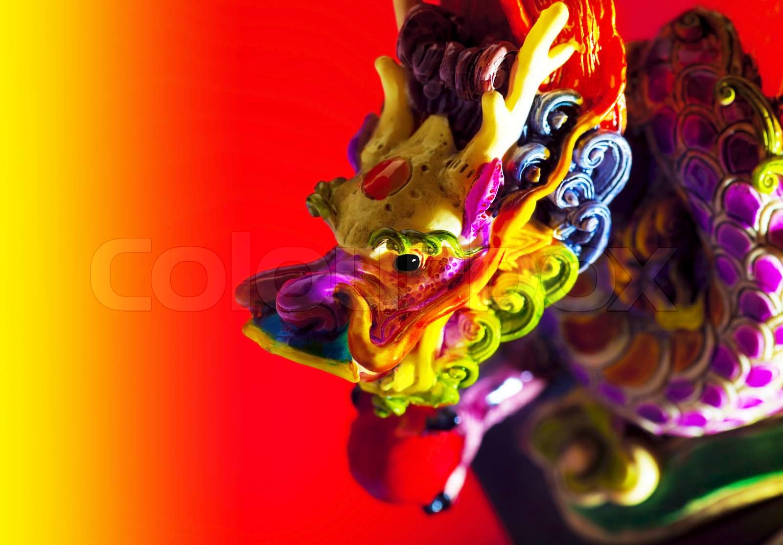 drage, baggrund, rød | Stock foto | Colourbox