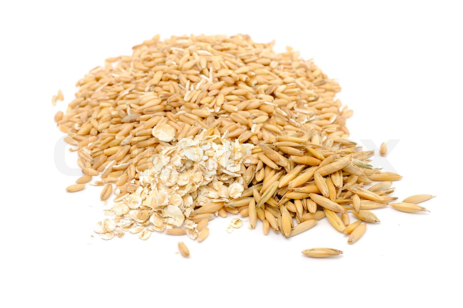 Ganze geschälte Hafer , Haferflocken und ungeschälte Hafer auf weißem ...