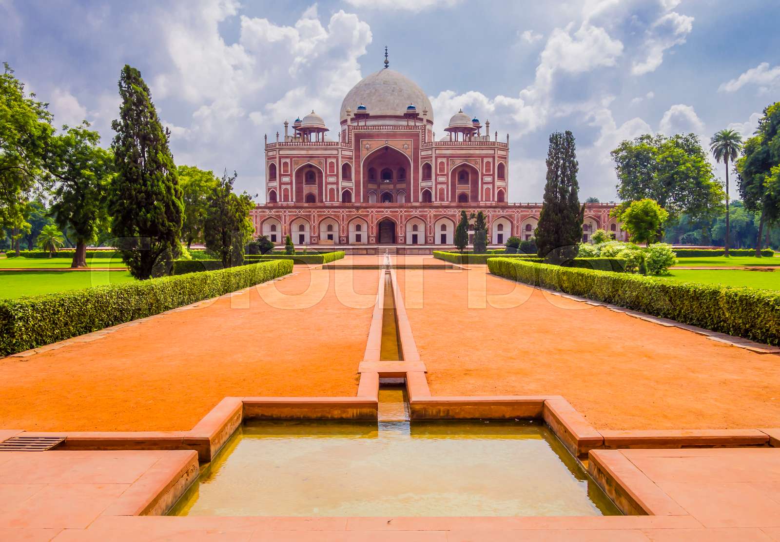 Tomb of Mughal Emperor Humayun surrounded by Char Bagh gardens, Delhi ...