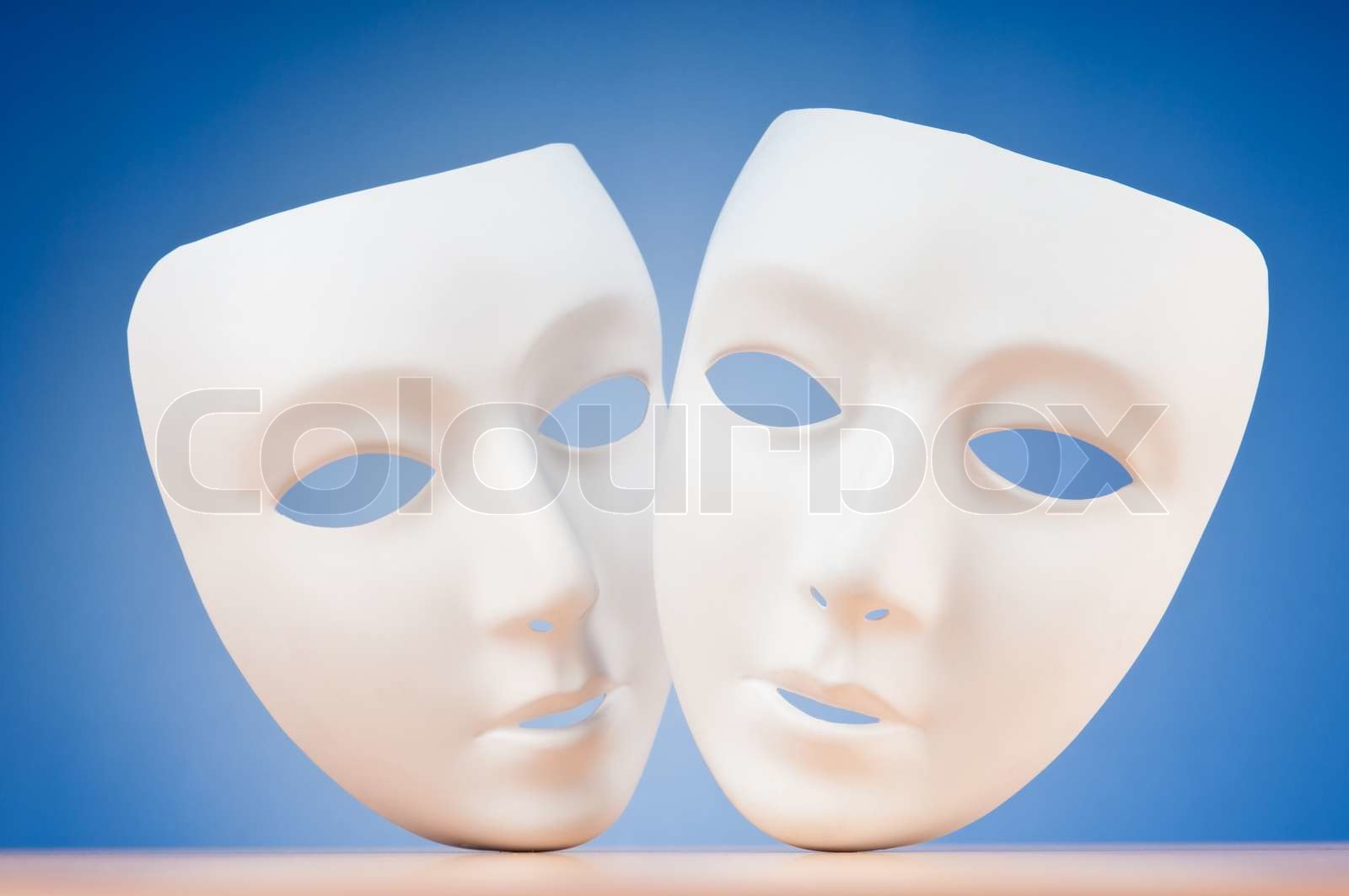 Masken mit Theater-Konzept | Stock Bild | Colourbox