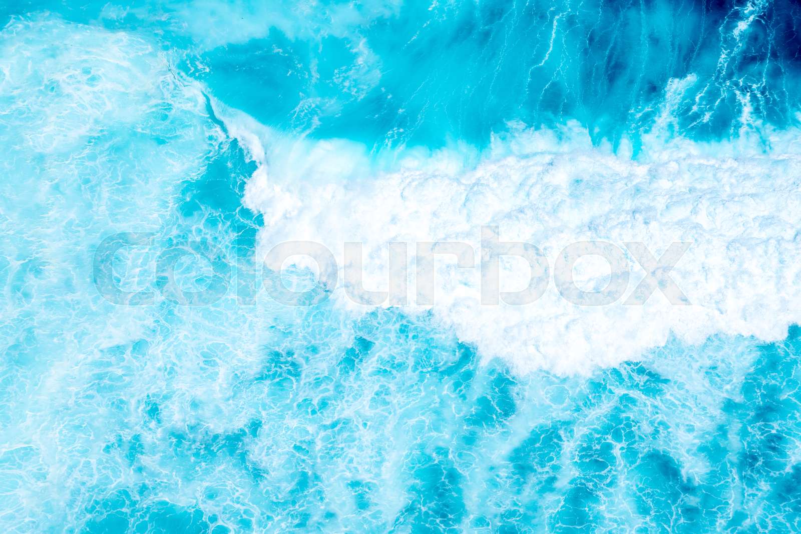 Pattern of Ariel view waves. The viewpoints at Kelingking Secret Point ...