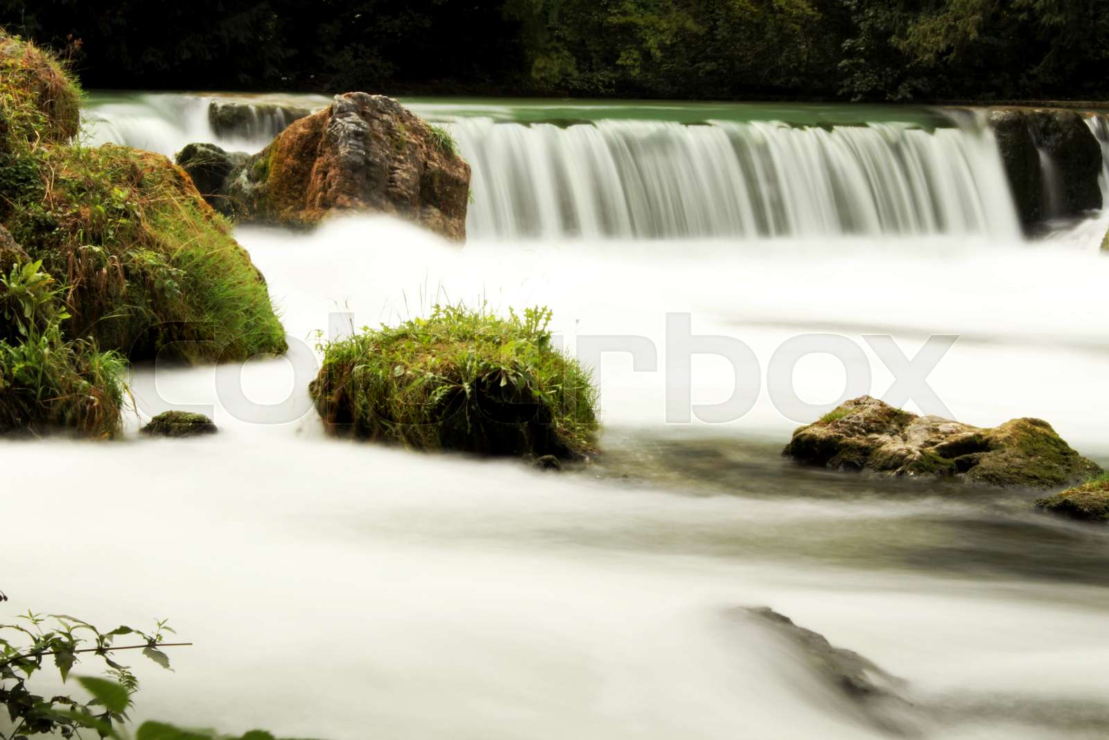 Magischer Wasserfall | Stock image | Colourbox
