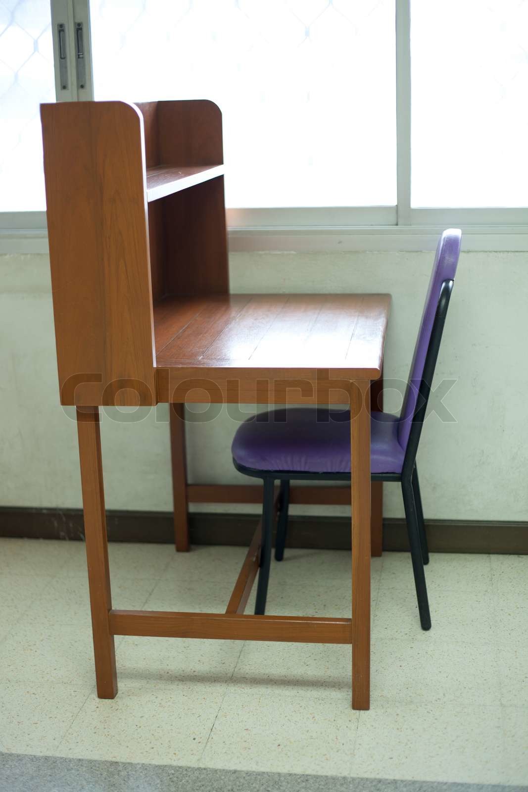 bord og stol | Stock foto | Colourbox