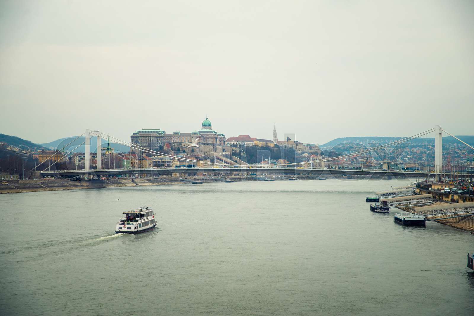 Elisabeth Bridge | Stock image | Colourbox