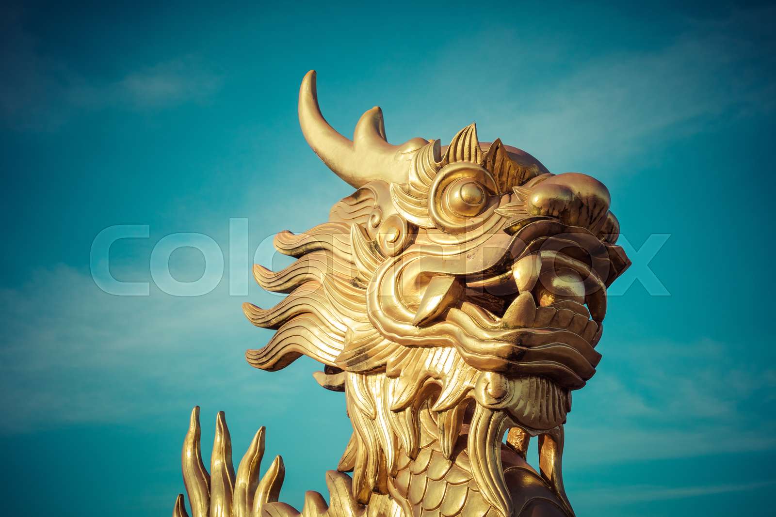 Dragon Statue. Imperial Royal Palace of Nguyen dynasty in Hue, Vietnam ...