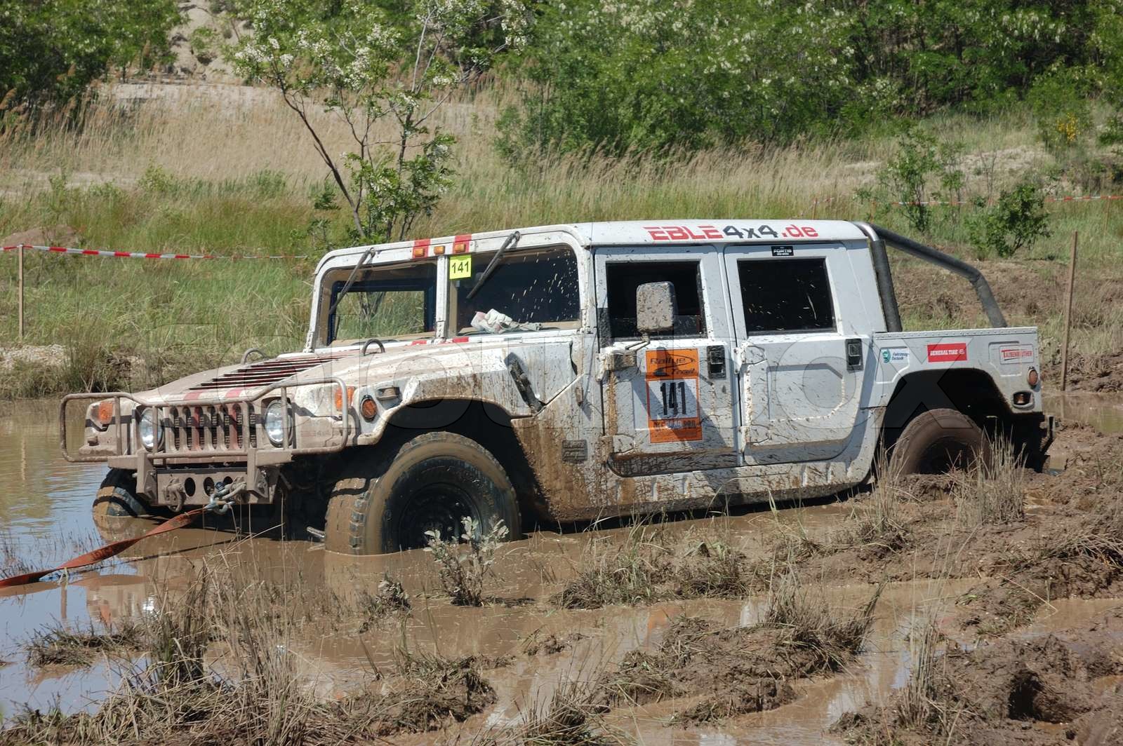 Hummer H1 bei Offroad- Rallye- Wettbewerb | Stock Bild | Colourbox