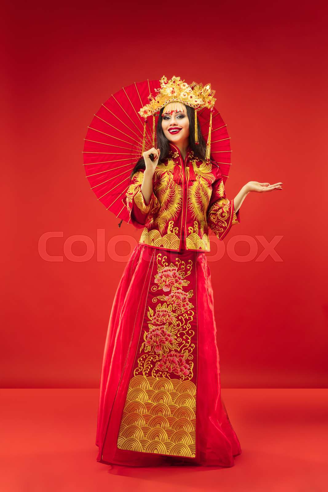 Chinese traditional woman. Beautiful young girl wearing in national ...