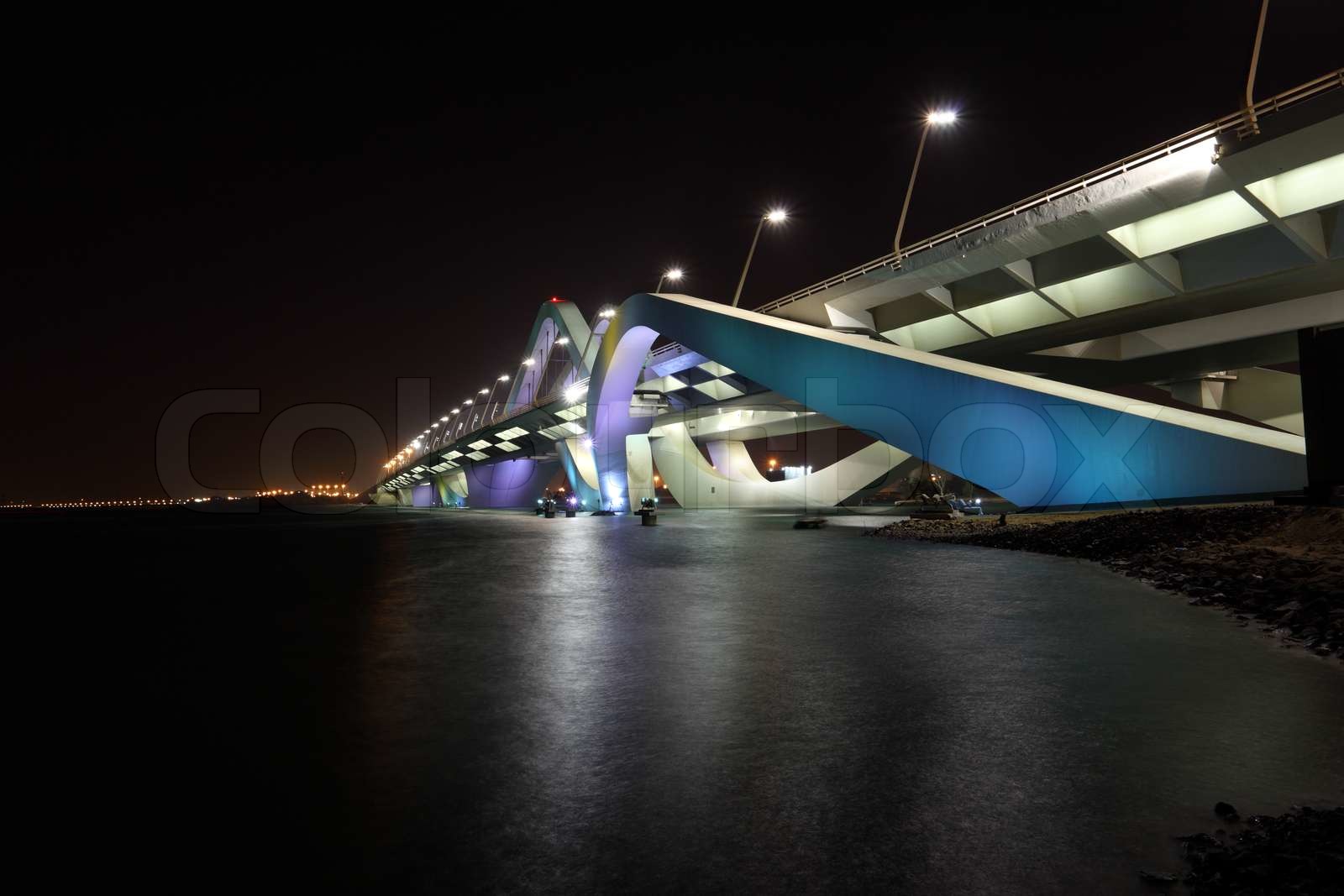 Sheikh Zayed Bridge at night, Abu Dhabi, United Arab Emirates | Stock ...