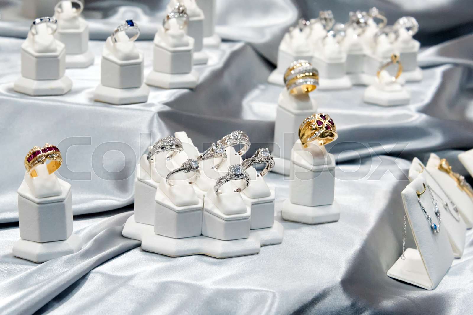 Jewelry diamond rings show in luxury retail store window display ...