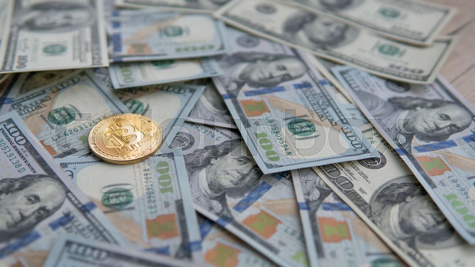 Golden Bitcoins On US Dollars Digital Currency Close up New Virtual golden-bitcoins-on-us-dollars-digital-currency-close-up-new-virtual