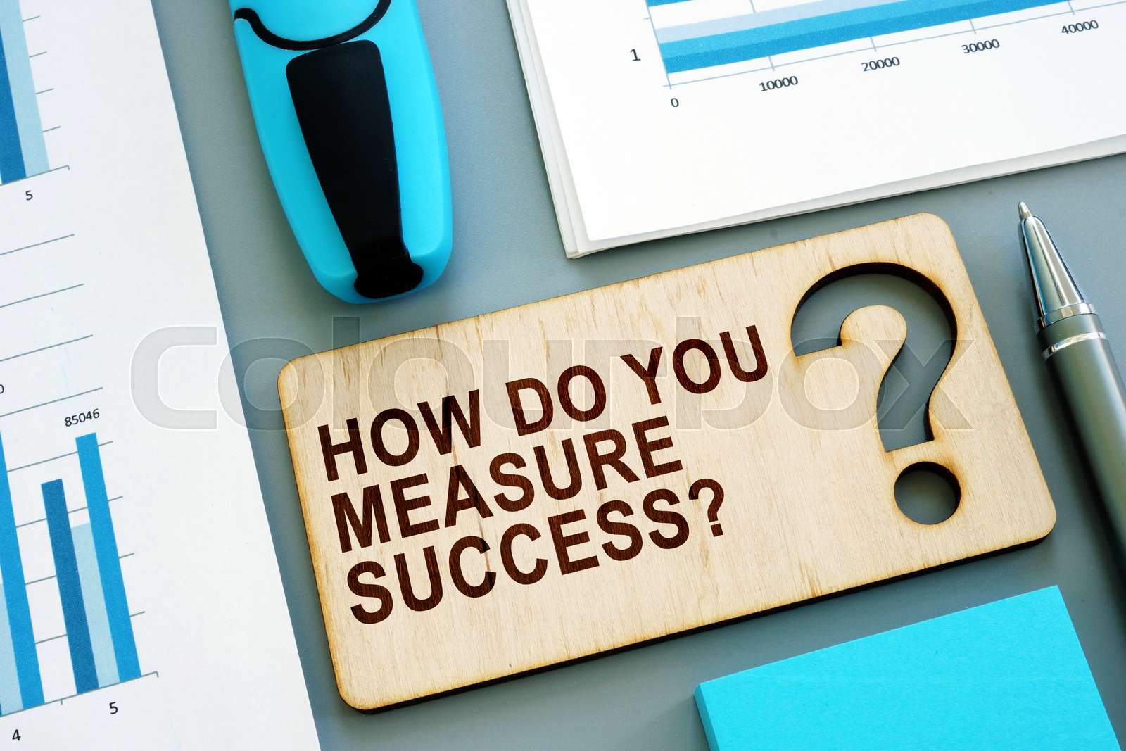How do you measure success written sign and business report with kpi ...