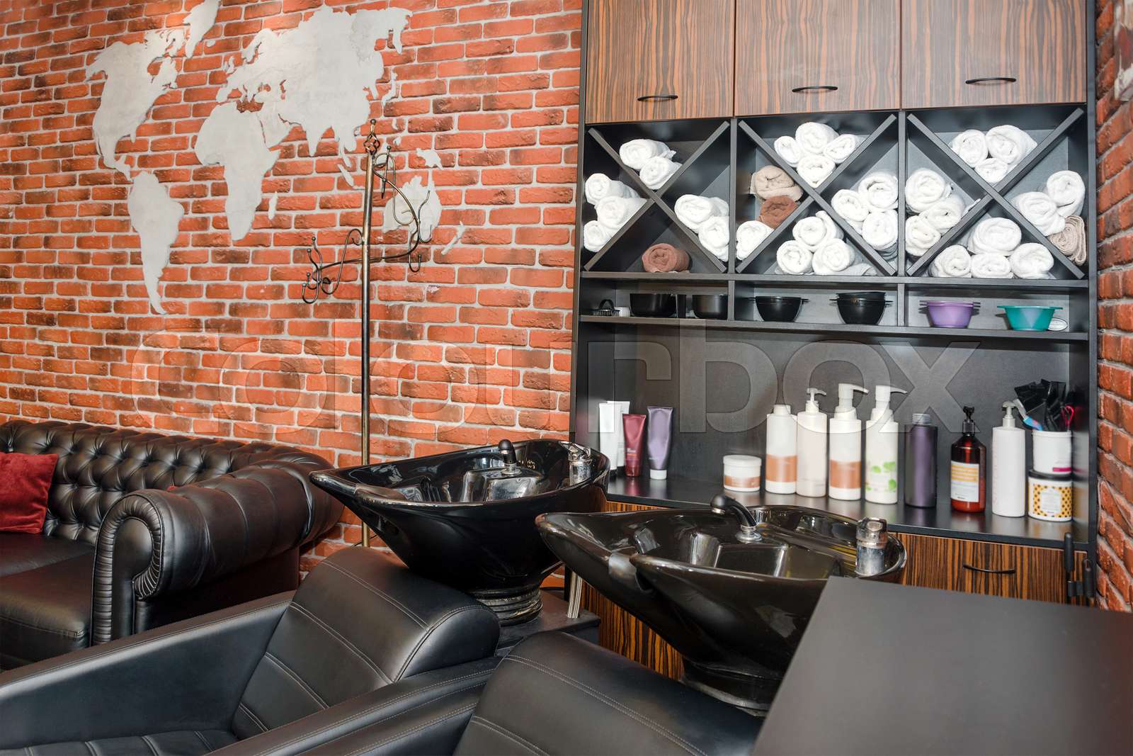 Hairdresser's workplace. Modern beauty salon. Hair salon interior ...