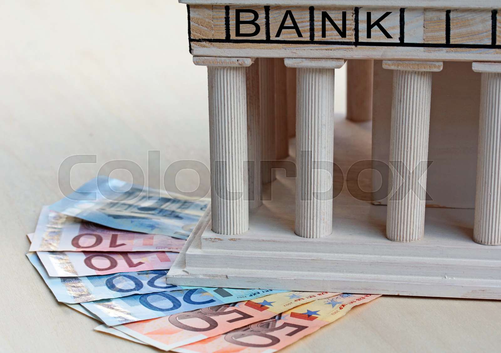 Wieviel Sicherheit bieten Banken für Geld und Vermögen? | Stock Bild ...