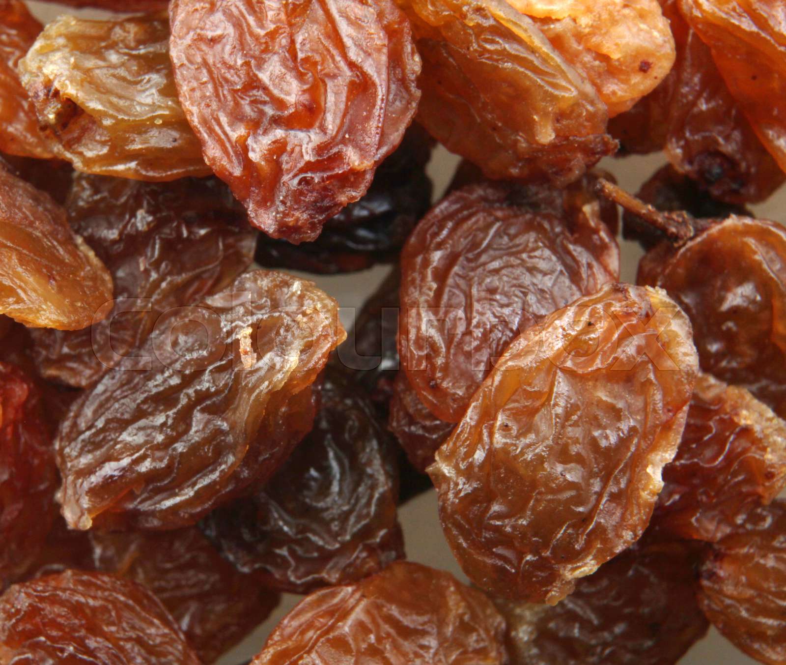 Image of raisins (aka sultanas). The natural sugars in grapes ...