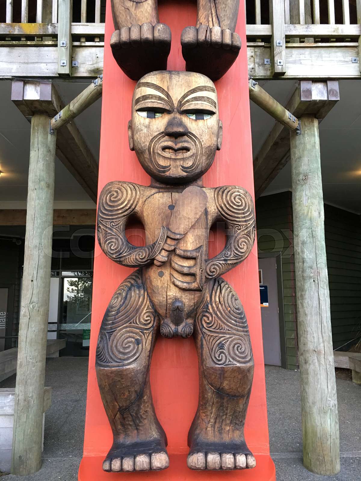 Photo of the central pou at the Arataki Visitor Centre in Auckland ...
