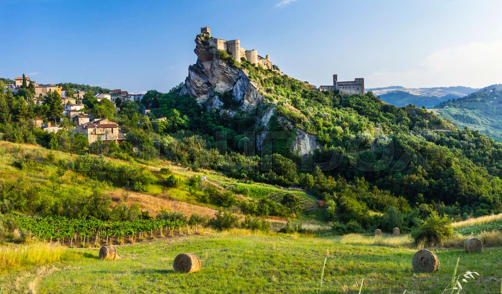 Roccascalegna - impressive castle over rock in Abruzzo, Italy | Stock ...