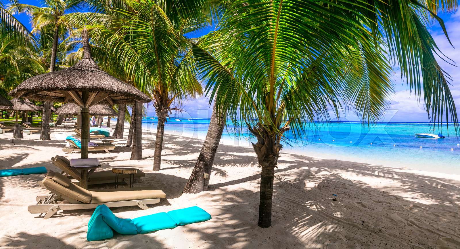 Relaxing tropical holidays - best beaches of Mauritius island Le Morne ...