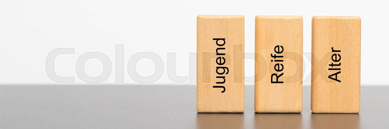 Drei Lebensabschnitte von Jugend, Reife und Alter | Stock image | Colourbox