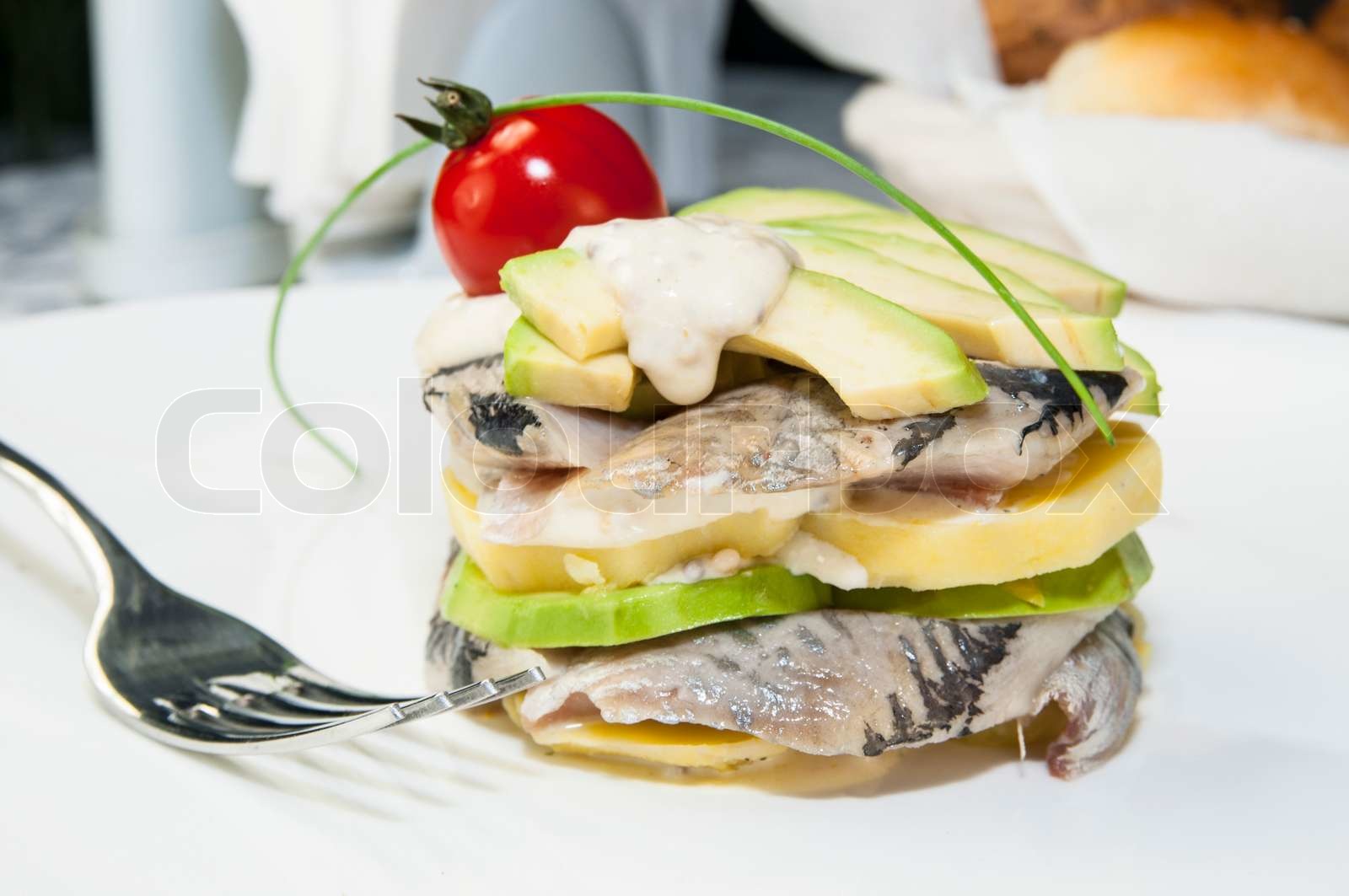 Hering mit Gemüse | Stock Bild | Colourbox