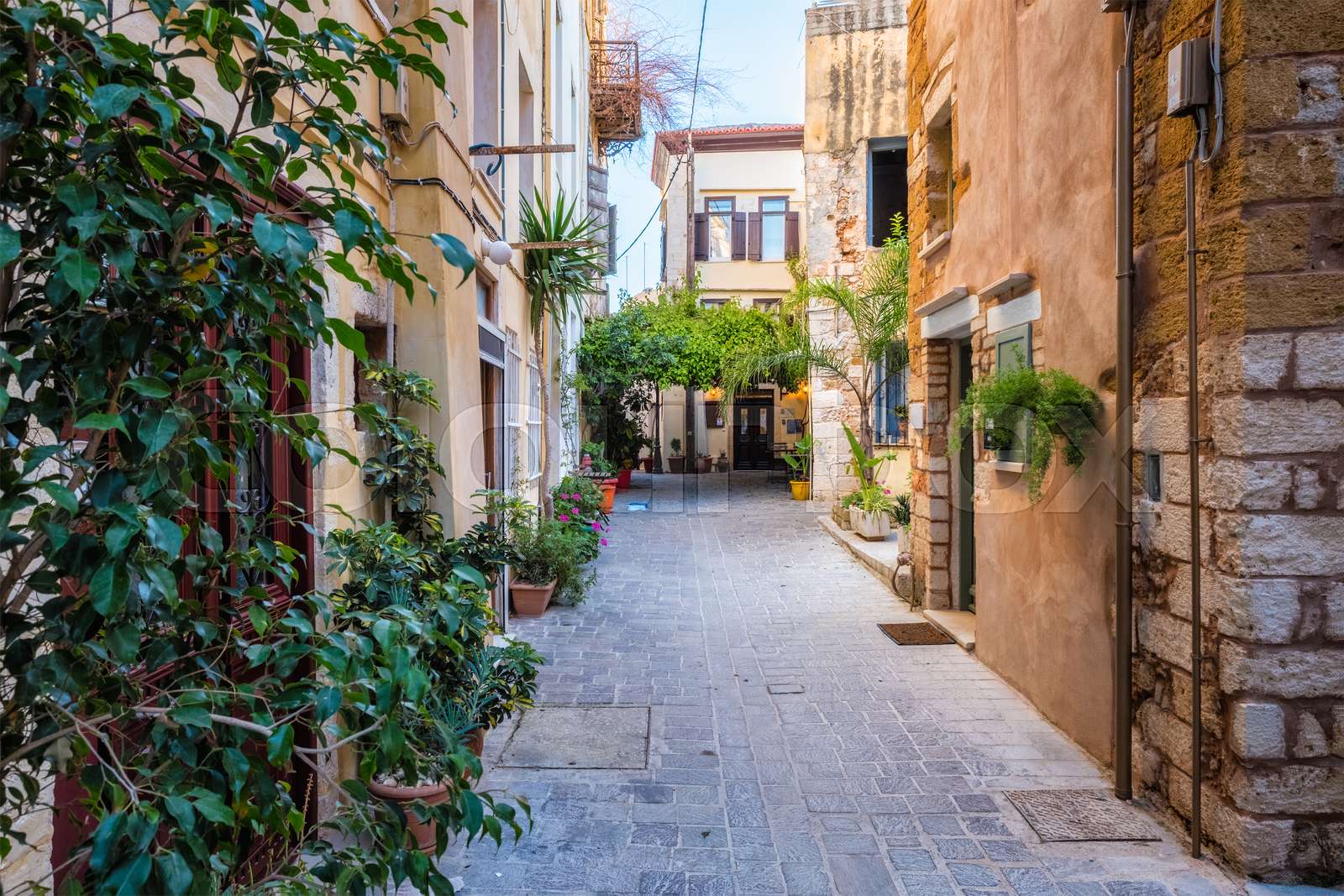 Scenic picturesque streets of Chania venetian town. Chania, Creete ...