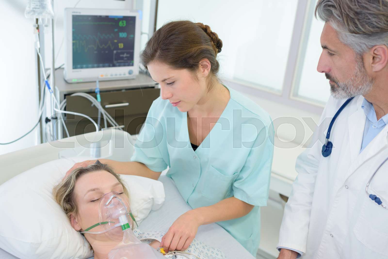 patient with oxygen mask on | Stock image | Colourbox