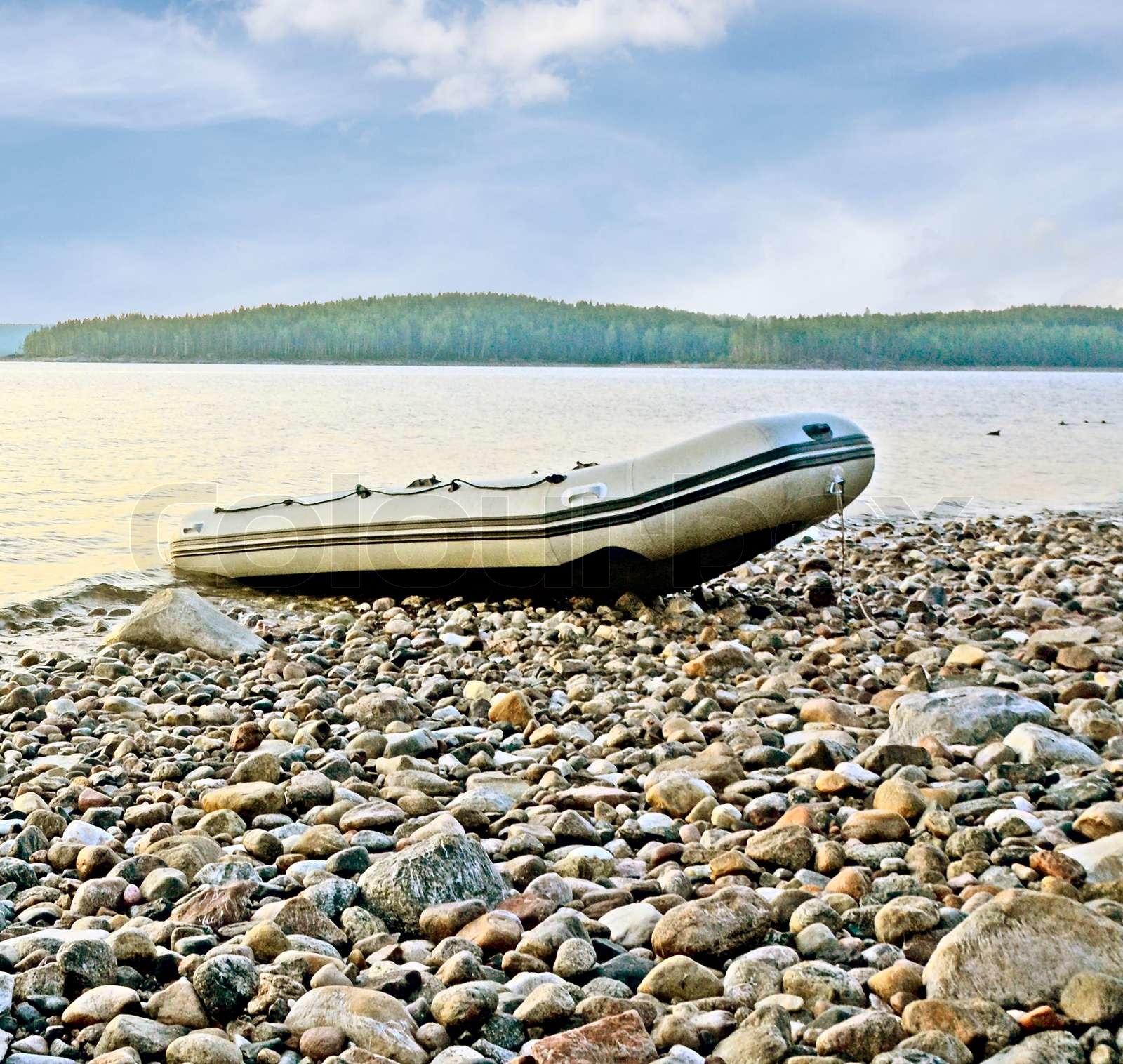 Boot auf See Strand | Stock Bild | Colourbox