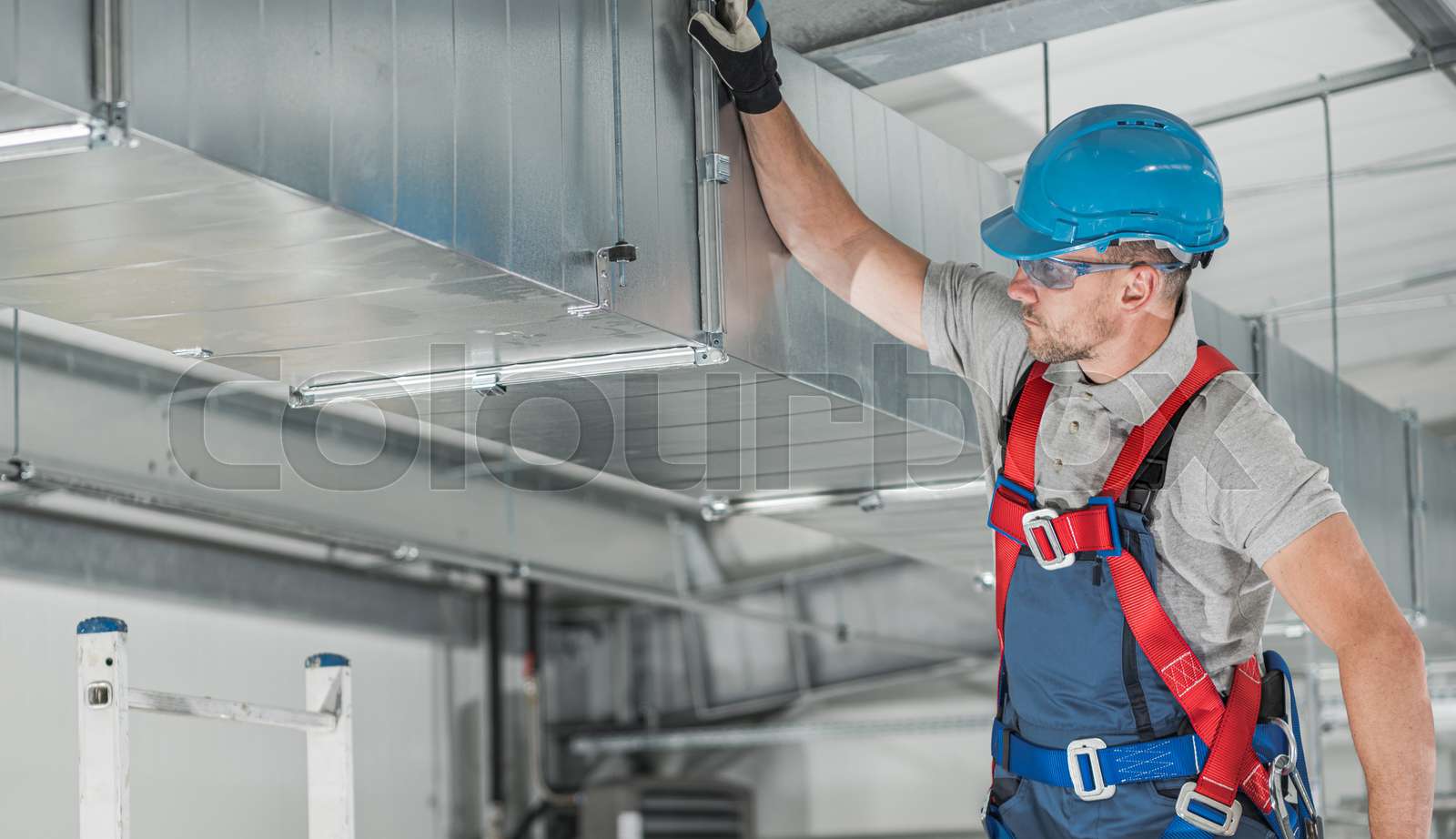 Commercial Warehouse Building Air Circulation System Building | Stock ...