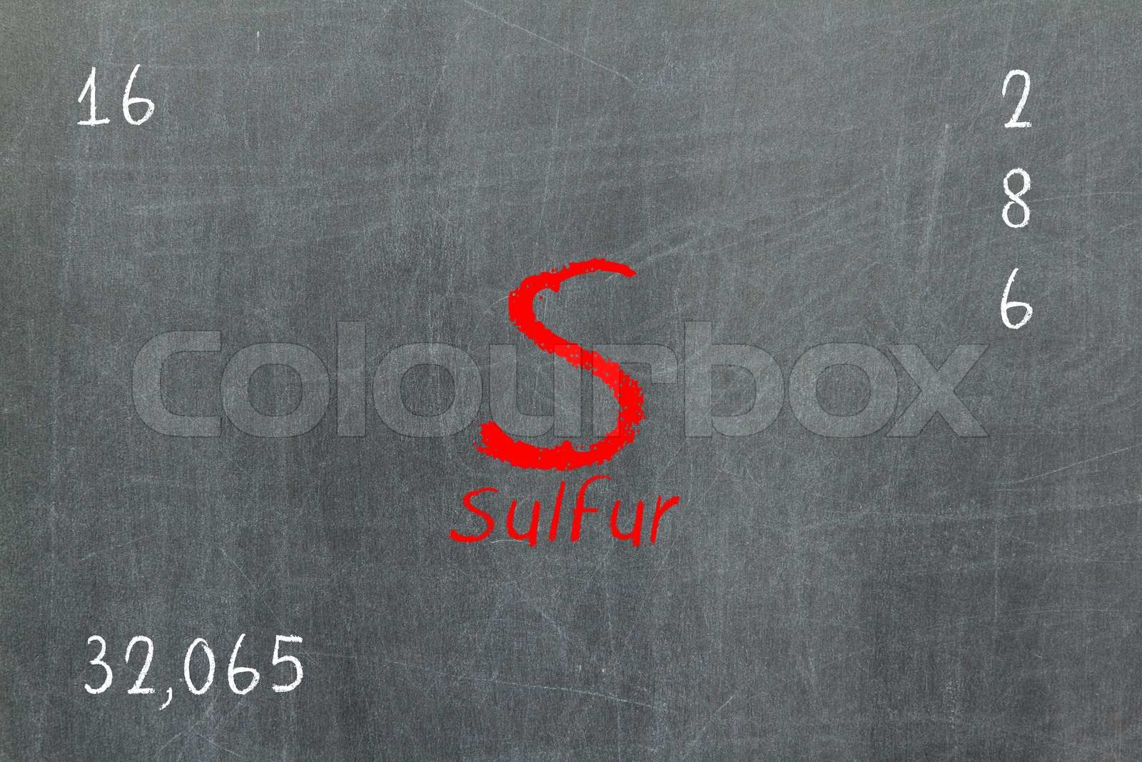 Isoleret tavle med periodiske system , svovl | Stock foto | Colourbox