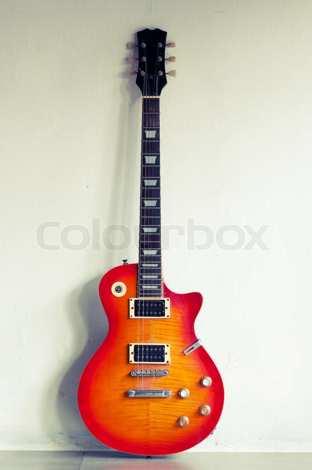 E-Gitarre | Stock Bild | Colourbox