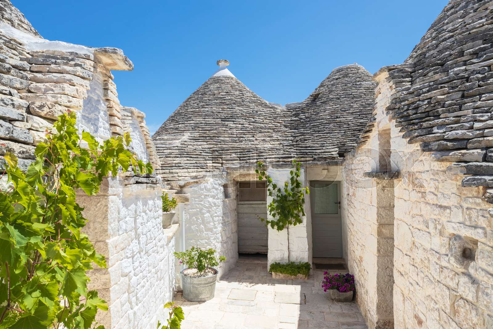 Trulli in Alberobello in Apulien in der Basilikata in Süditalien ...