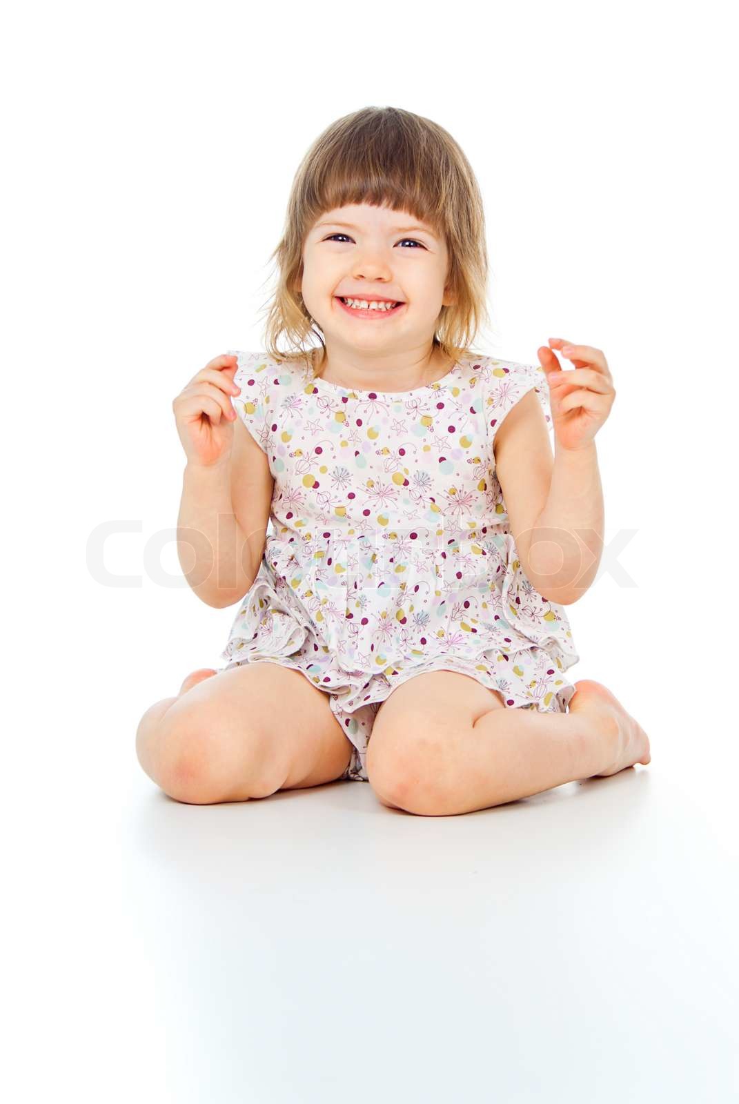 schöne kleine Mädchen in einem Kleid | Stock Bild | Colourbox