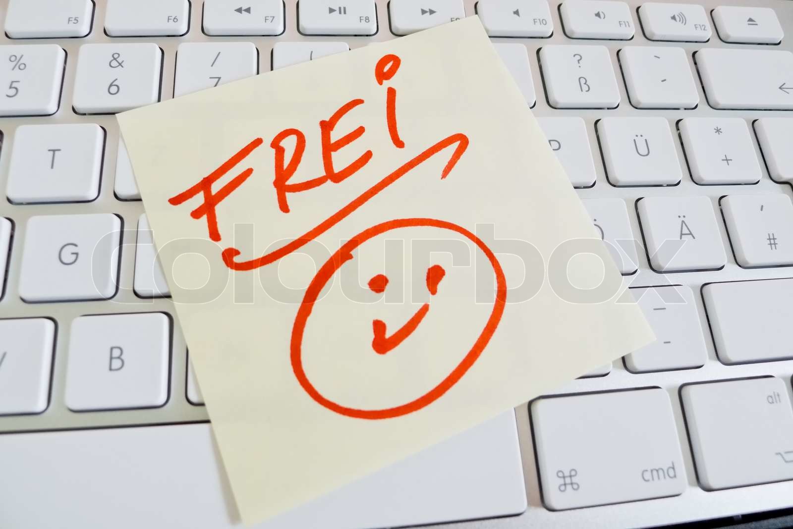 note on computer keyboard: free | Stock image | Colourbox