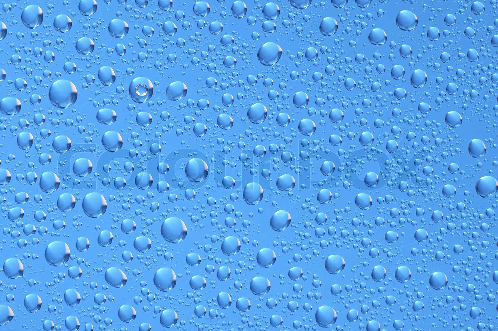 Wassertropfen | Stock Bild | Colourbox