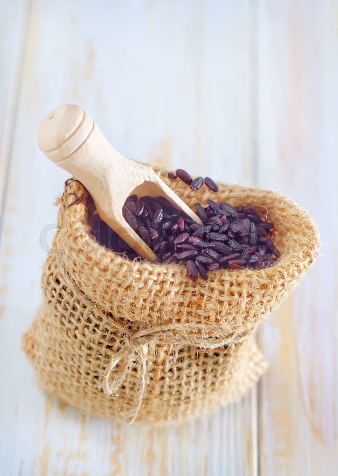 sorte ris | Stock foto | Colourbox