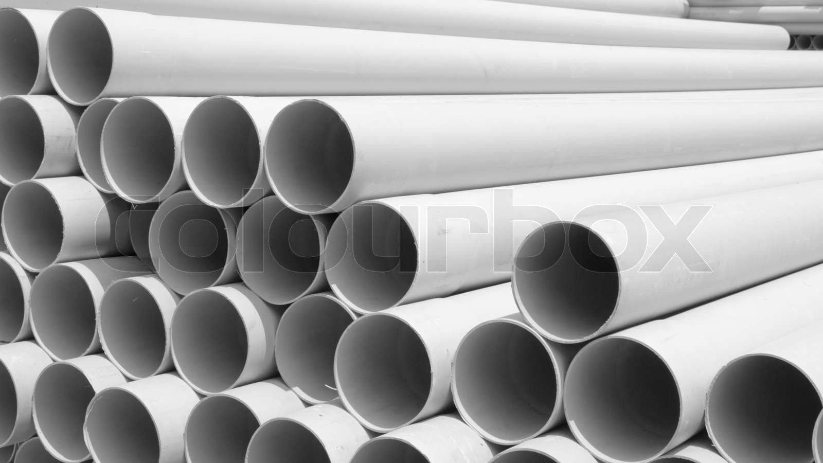 PVC-Rohre in der Baustelle , Seitenverhältnis 16:9 gestapelt | Stock ...