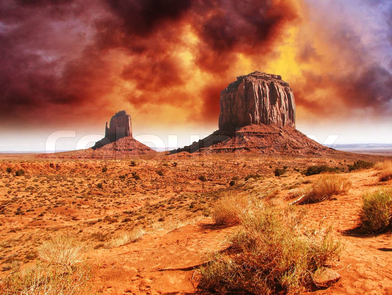 The famous Buttes of Monument Valley at Sunset, Utah | Stock image ...