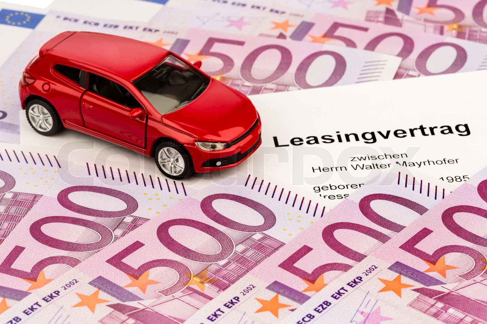 Mietvertrag für neues Auto | Stock Bild | Colourbox