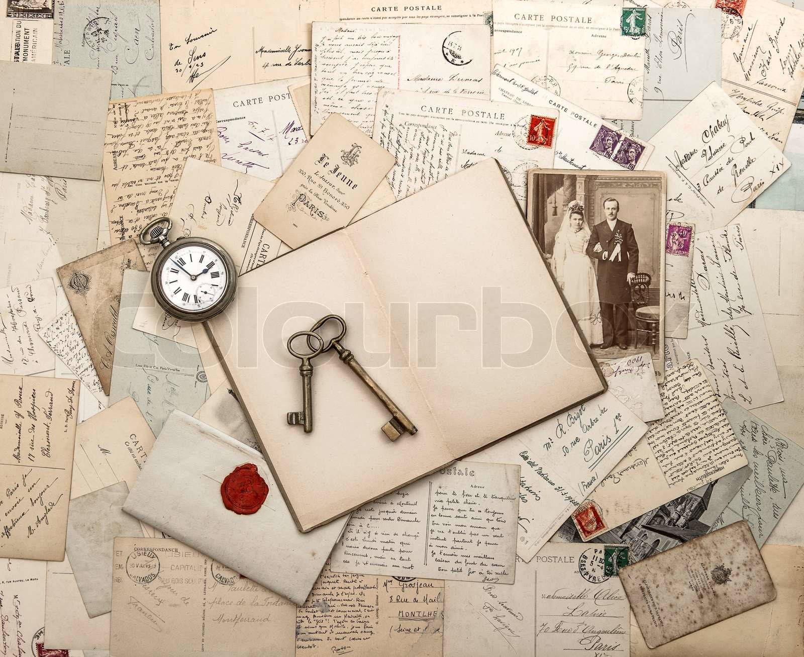 antike Briefe und Postkarten , alte Weding Foto | Stock Bild | Colourbox