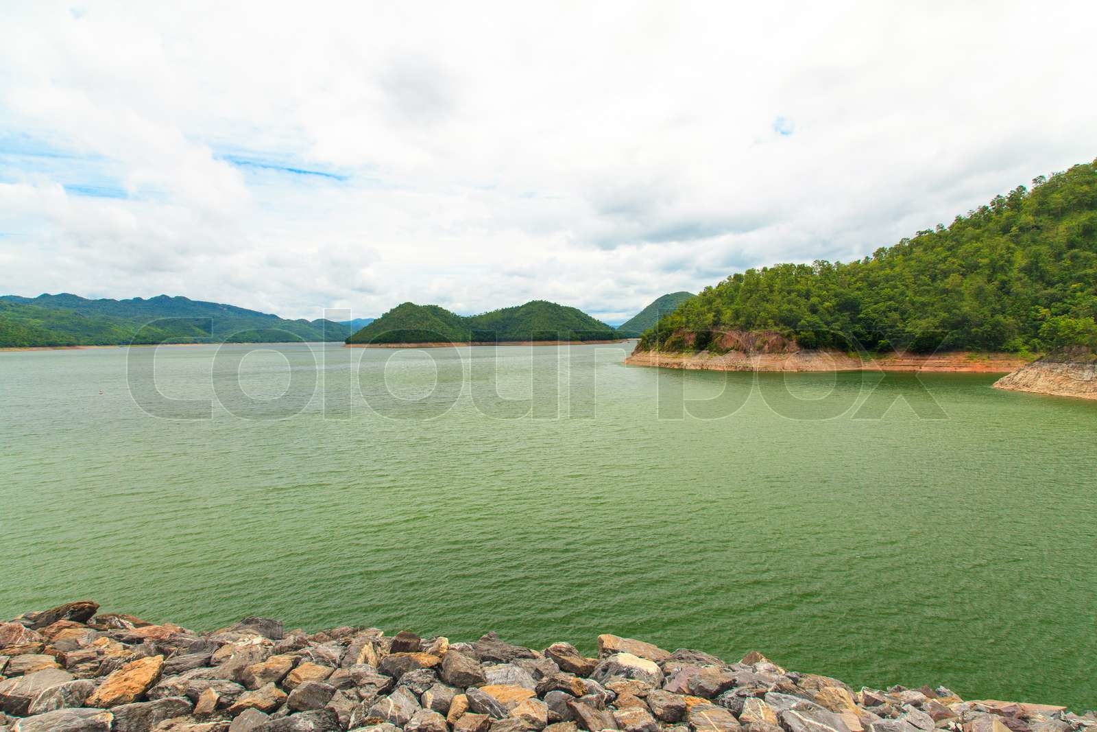 Srinakarin Dam i Thailand | Stock foto | Colourbox