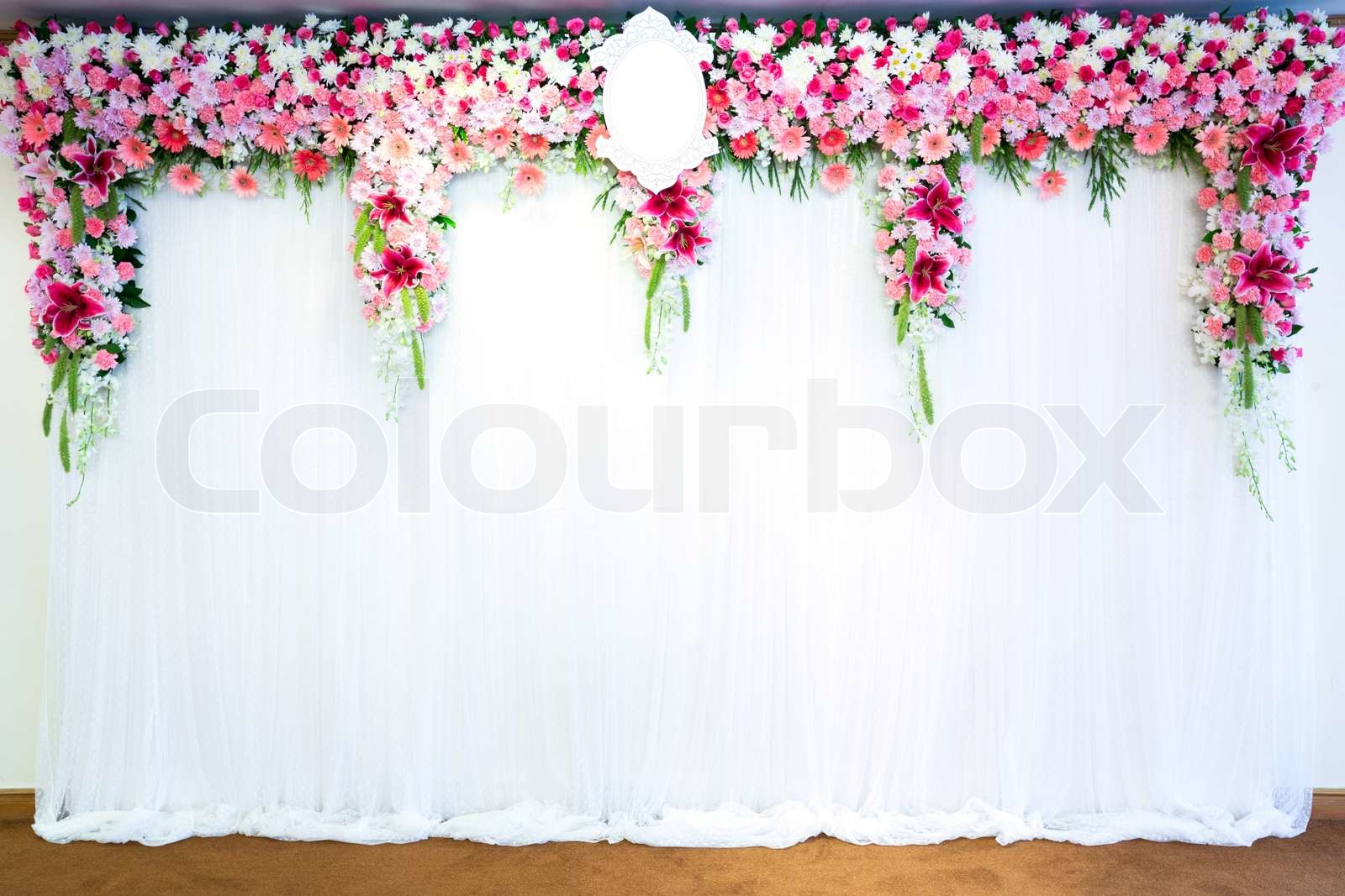 Blomster buegang | Stock foto | Colourbox