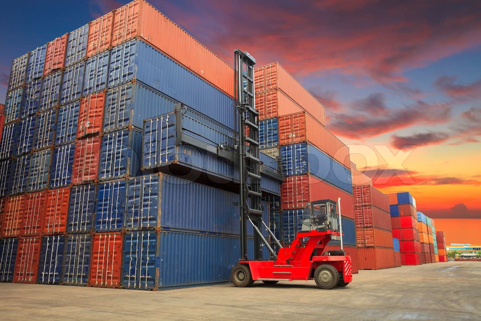 Container | Stock Bild | Colourbox