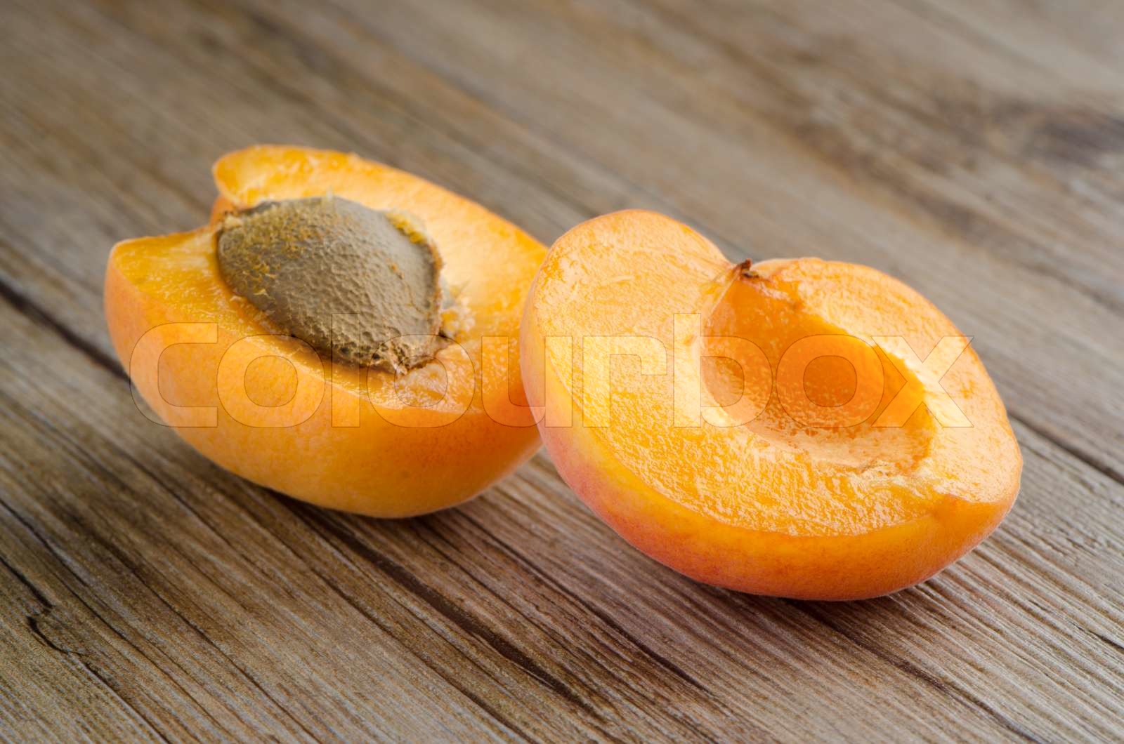 Aprikosen | Stock Bild | Colourbox