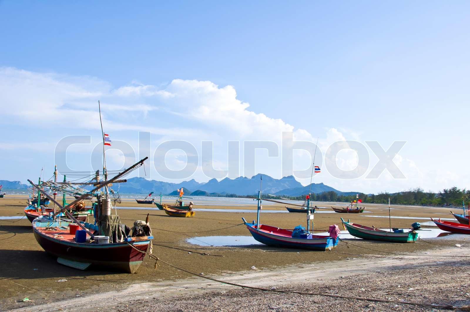 Boot am Strand | Stock Bild | Colourbox