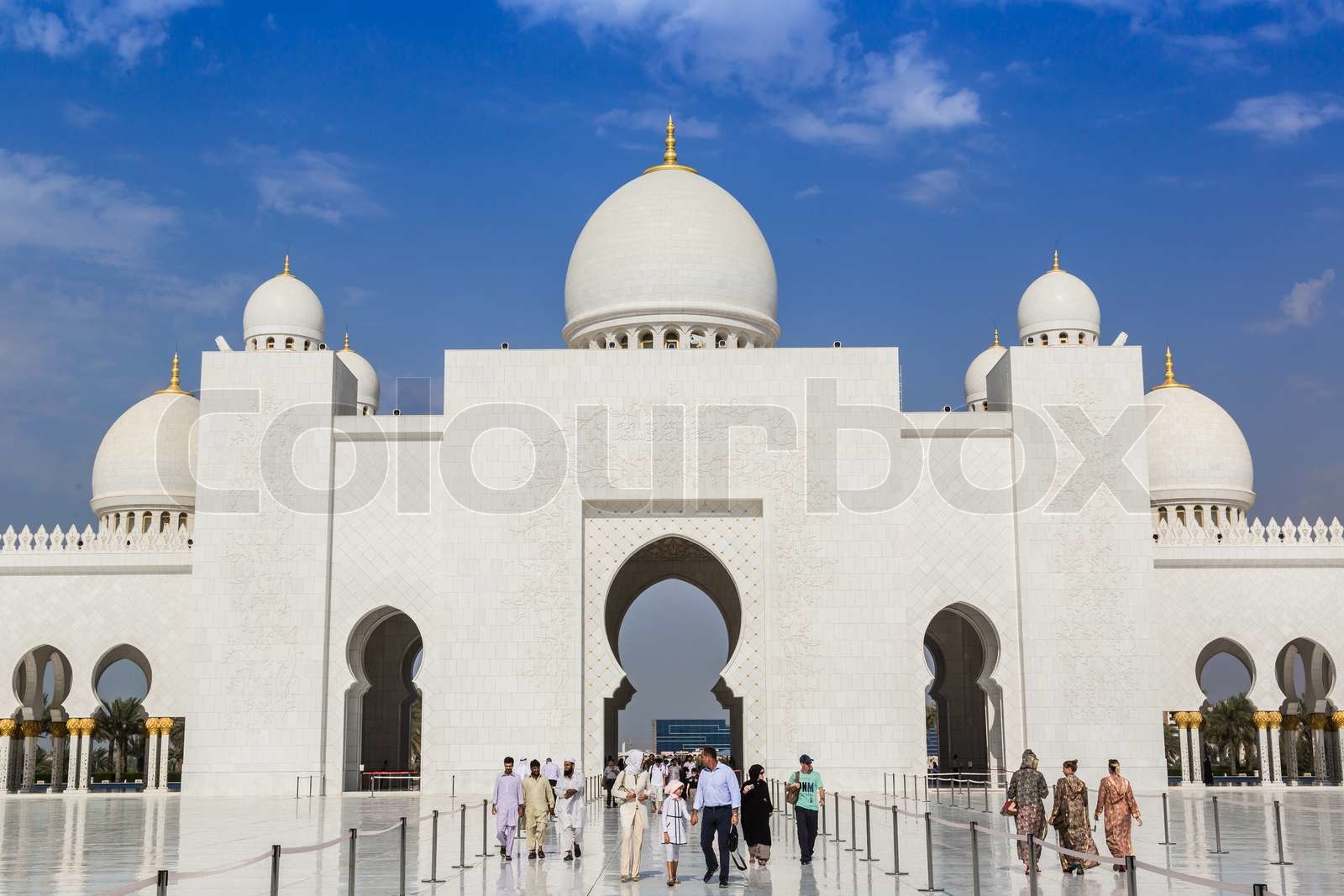 Abu Dhabi Sheikh Zayed hvide moské | Stock foto | Colourbox