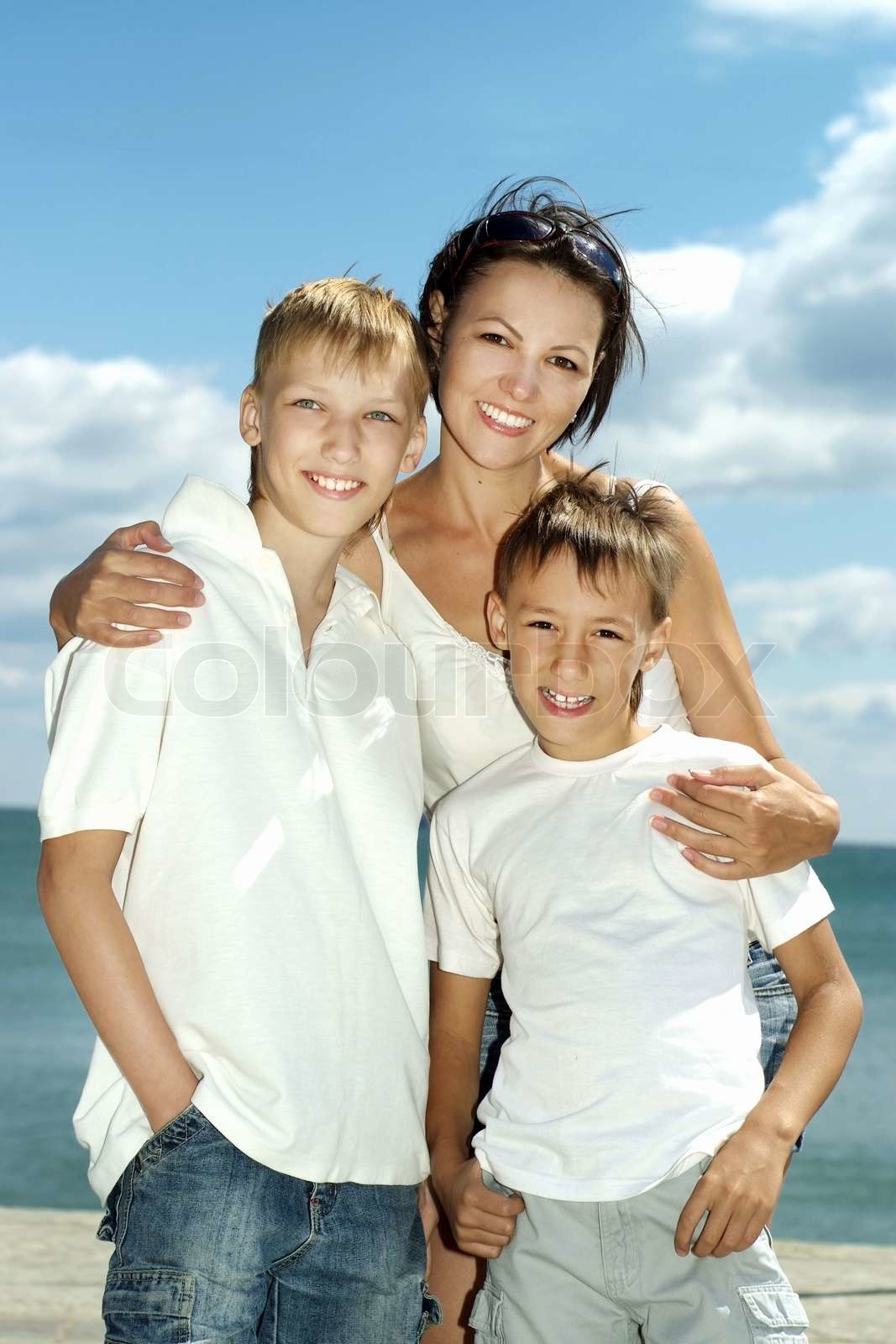 Mama und Kinder | Stock Bild | Colourbox