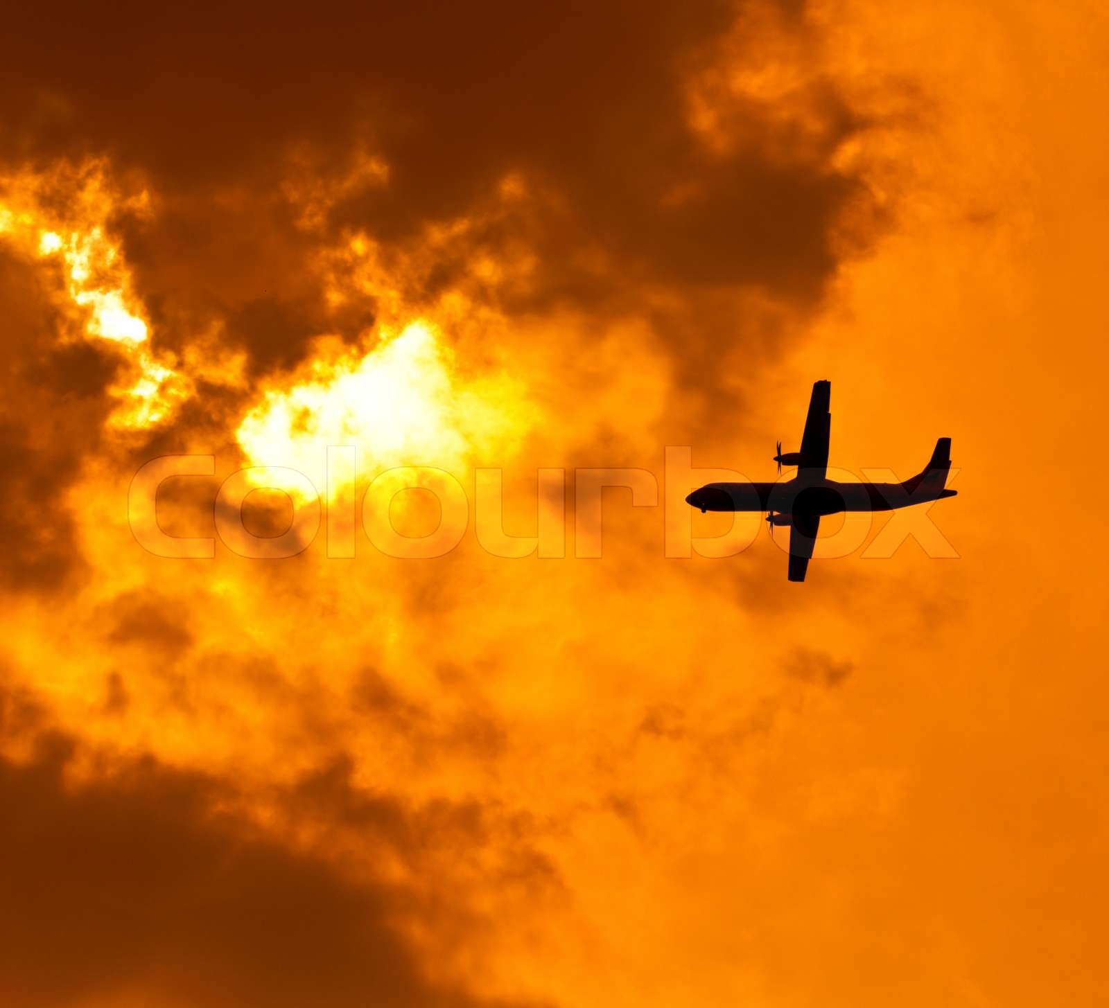 Aircraft Sunset | Stock Bild | Colourbox