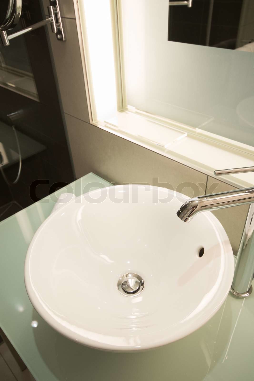 Fabelhafte Mae Standard Waschbecken Bild