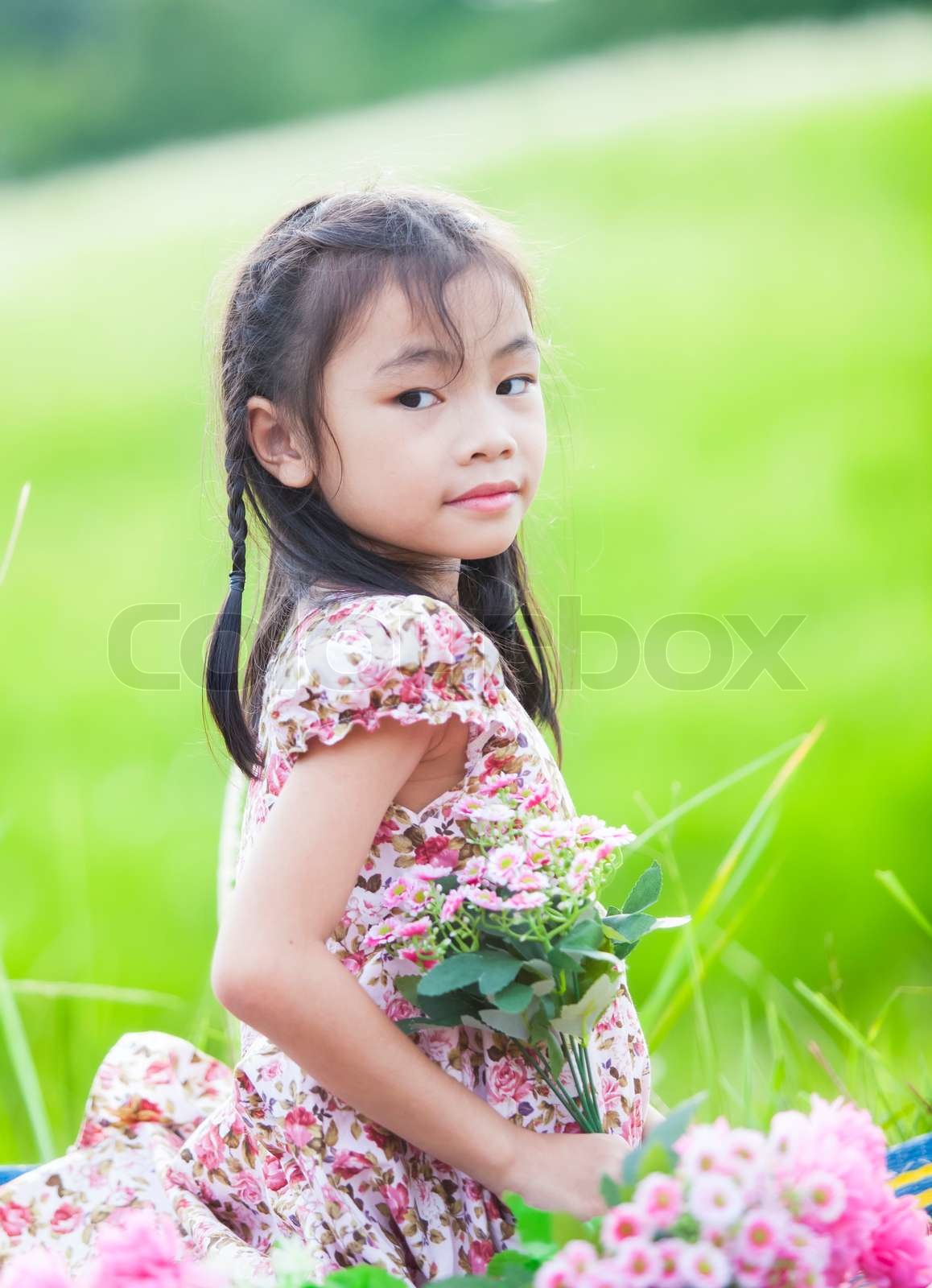 Kleines Mädchen | Stock Bild | Colourbox