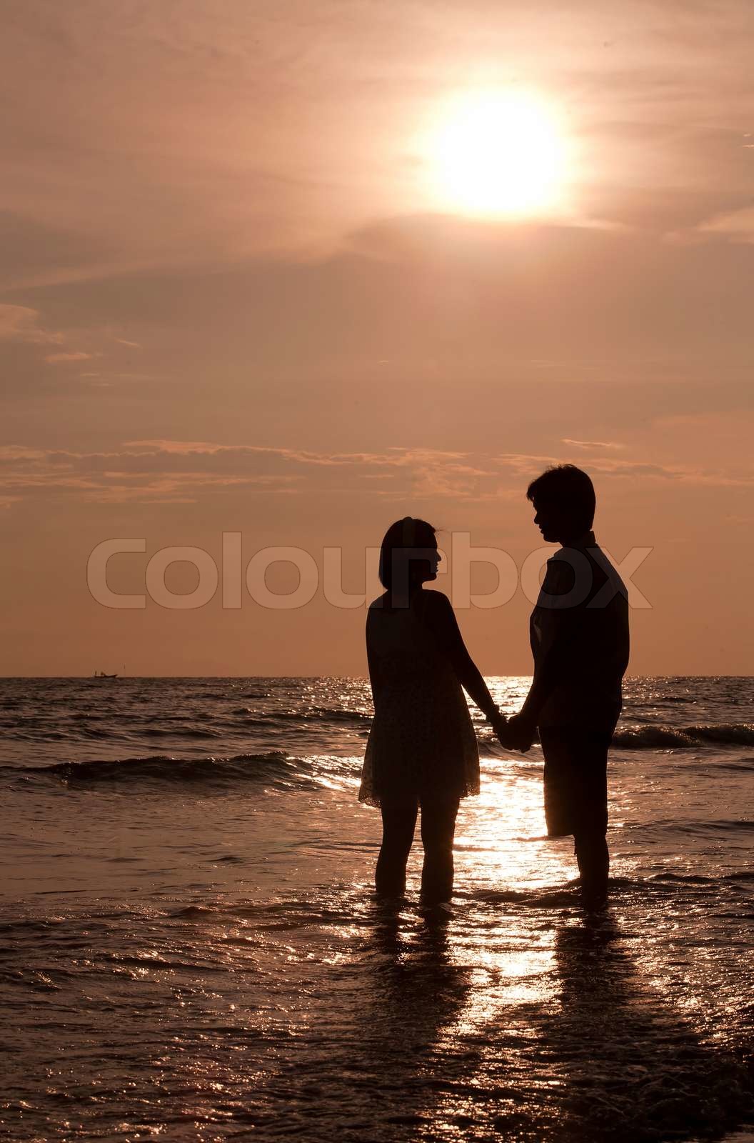Paare Auf Dem Strand Stock Bild Colourbox 9382